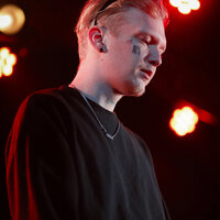 ZxC — слушать онлайн бесплатно на Яндекс Музыке в хорошем качестве