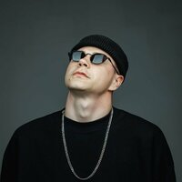 Grechko – слушать онлайн песни и альбомы исполнителя бесплатно на МТС ...