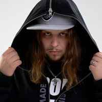 AQYLA – слушать онлайн песни и альбомы исполнителя бесплатно на МТС Музыке