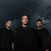 TRITIA – слушать онлайн песни и альбомы исполнителя бесплатно на МТС Музыке