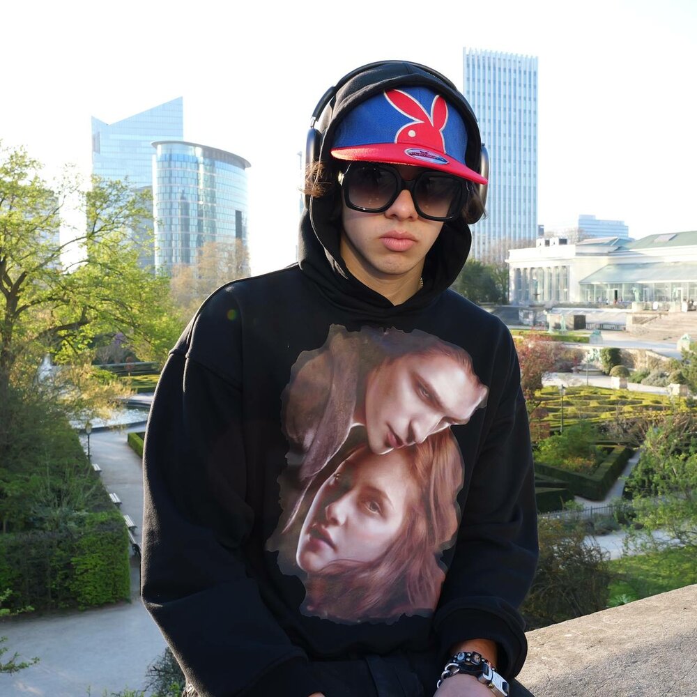 Radik – слушать онлайн в хорошем качестве на МТС Музыке