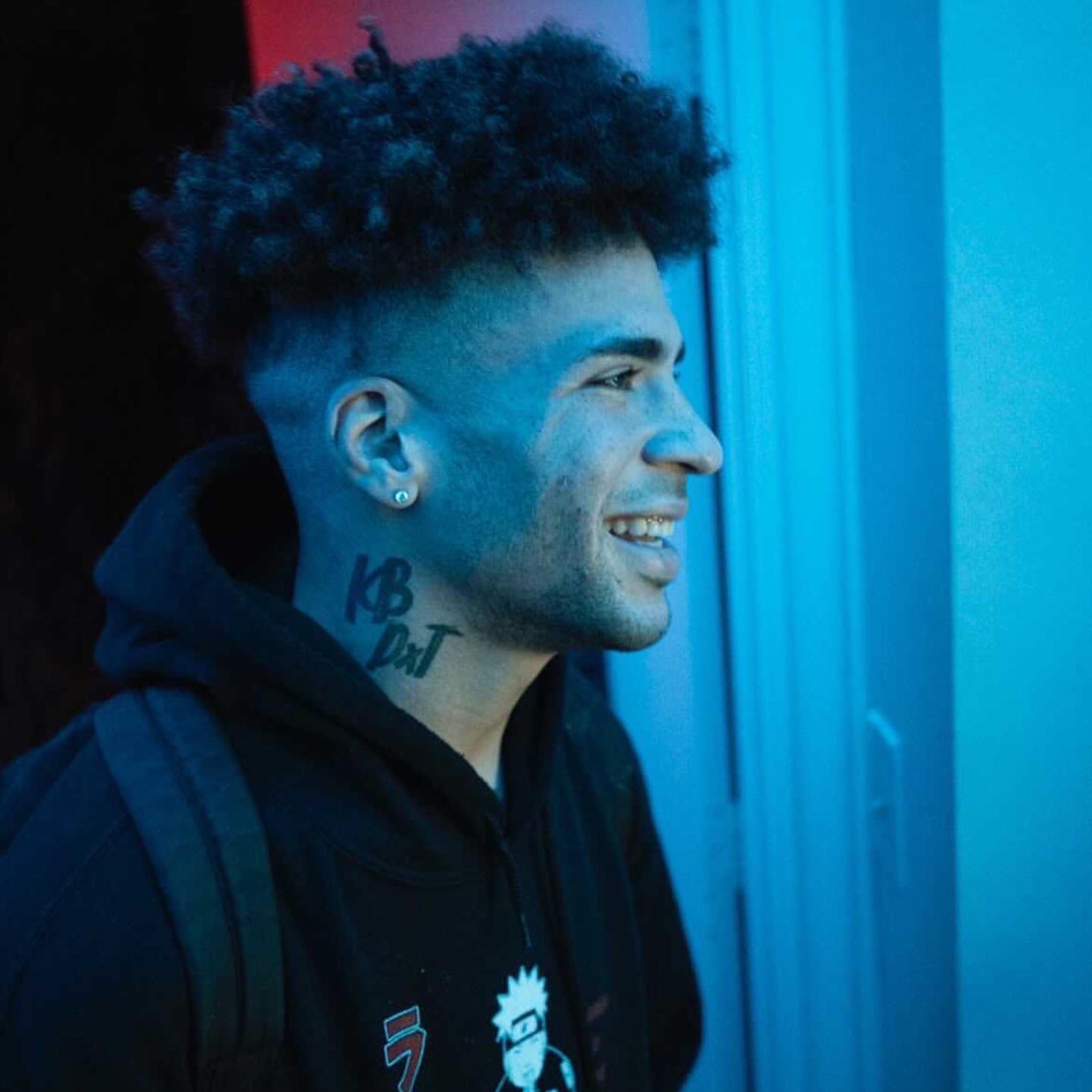 KB DxT – слушать онлайн в хорошем качестве на МТС Музыке