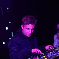 Oxwave — слушать онлайн бесплатно на Яндекс Музыке в хорошем качестве